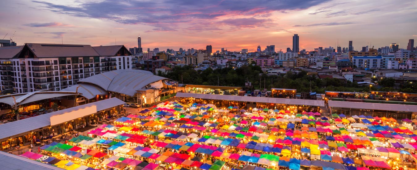 Visit Chatuchak Weekend Market with Your Family